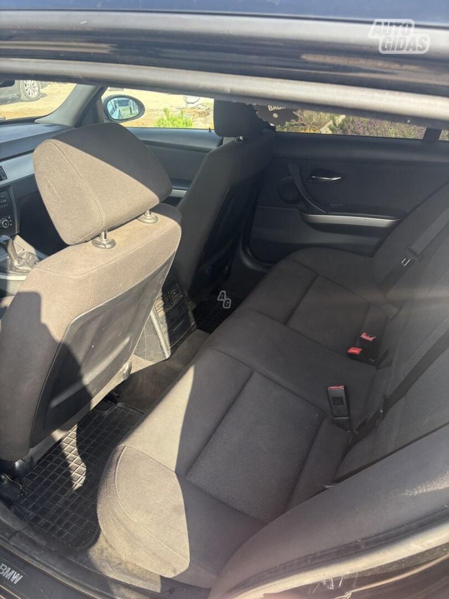 BMW 320 2007 Viļņa, ar dzinēja tilpumu 2.00 L un nobraukumu 391 tūkst. km par 1600 €, foto 14 vietnē AUTOMOTO.COM.LV