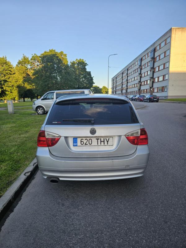 BMW 320 2007 Kohtla-Jerve, ar dzinēja tilpumu 0.00 L un nobraukumu 505 tūkst. km par 2400 €, foto 5 vietnē AUTOMOTO.COM.LV