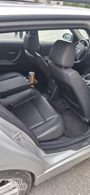 BMW 320 2007 Pabradė, ar dzinēja tilpumu 2.00 L un nobraukumu 370 tūkst. km par 950 €, foto 6 vietnē AUTOMOTO.COM.LV