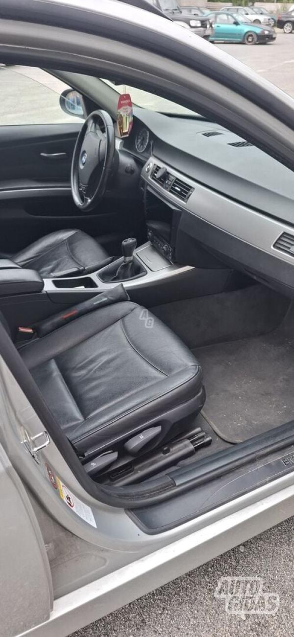 BMW 320 2007 in Pabrade, with an engine capacity of 2.00 L and mileage of 370 thousand km for 950 €, photo 6 on AUTOMOTO.COM.LV