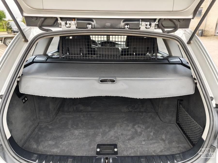 BMW 320 2007 Marijampole, ar dzinēja tilpumu 2.00 L un nobraukumu 330 tūkst. km par 2550 €, foto 15 vietnē AUTOMOTO.COM.LV