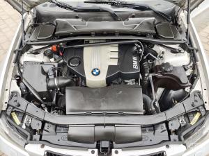 BMW 320 2007 in Marijampole, with an engine capacity of 2.00 L and mileage of 330 thousand km for 2550 €, photo 22 on AUTOMOTO.COM.LV
