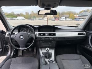 BMW 320 2007 in Vilnius, with an engine capacity of 2.00 L and mileage of 354 thousand km for 1800 €, photo 12 on AUTOMOTO.COM.LV