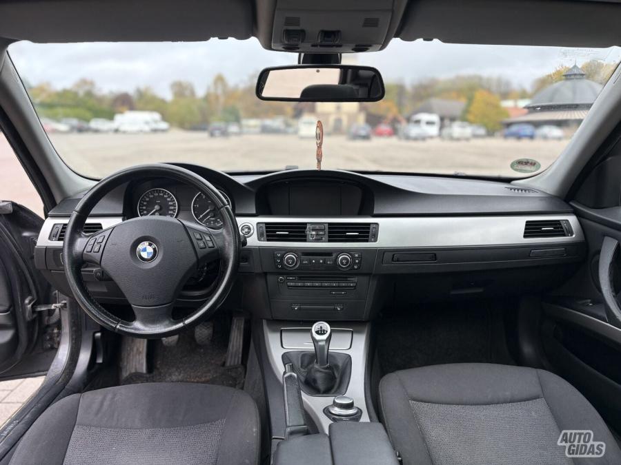 BMW 320 2007 in Vilnius, with an engine capacity of 2.00 L and mileage of 354 thousand km for 1800 €, photo 12 on AUTOMOTO.COM.LV