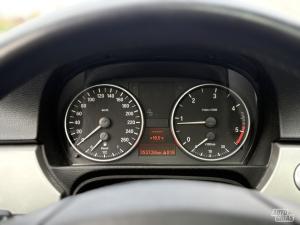 BMW 320 2007 in Vilnius, with an engine capacity of 2.00 L and mileage of 354 thousand km for 1800 €, photo 14 on AUTOMOTO.COM.LV