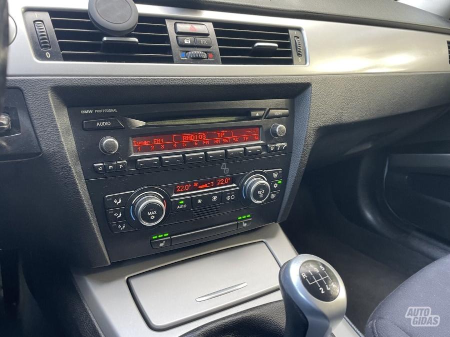 BMW 320 2007 in Kaunas, with an engine capacity of 2.00 L and mileage of 340 thousand km for 2300 €, photo 24 on AUTOMOTO.COM.LV