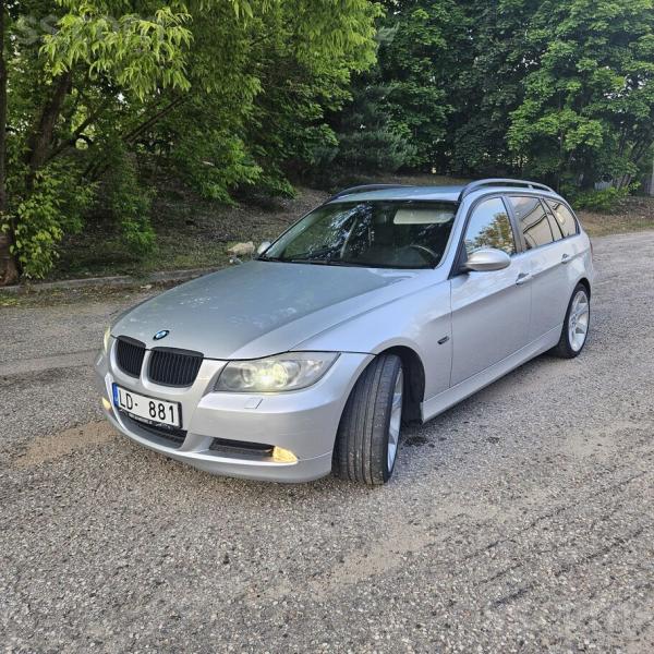 BMW 320 2008 Rīga, ar dzinēja tilpumu 2.00 L un nobraukumu 335 tūkst. km par 2600 €, foto 4 vietnē AUTOMOTO.COM.LV