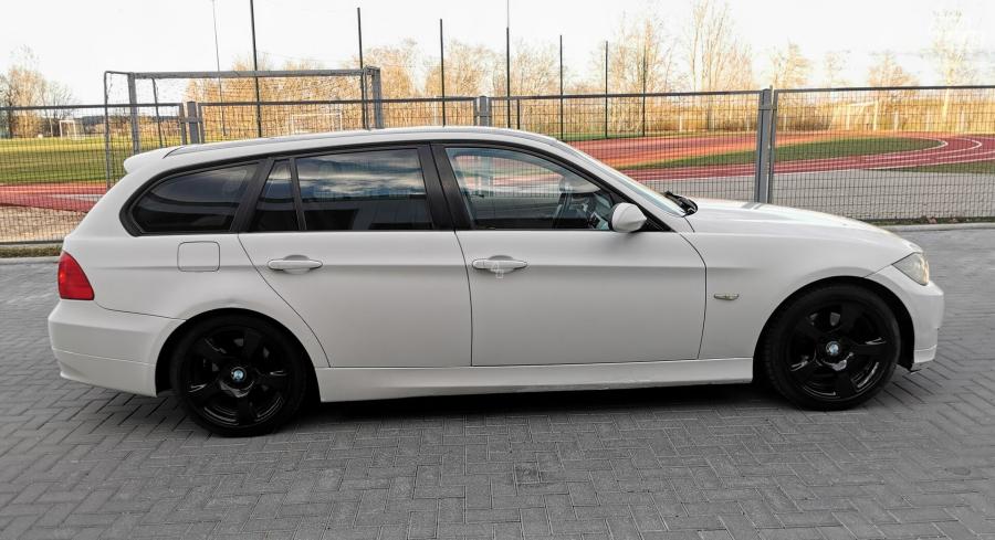 BMW 320 2008 in Trakai, with an engine capacity of 2.00 L and mileage of 320 thousand km for 3200 €, photo 10 on AUTOMOTO.COM.LV