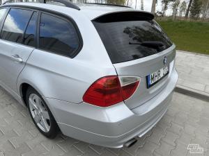 BMW 320 2008 in Vilnius, with an engine capacity of 2.00 L and mileage of 341 thousand km for 2399 €, photo 15 on AUTOMOTO.COM.LV