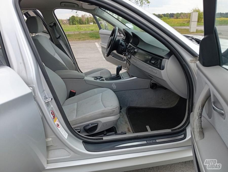 BMW 320 2008 in Vilnius, with an engine capacity of 2.00 L and mileage of 365 thousand km for 3550 €, photo 17 on AUTOMOTO.COM.LV