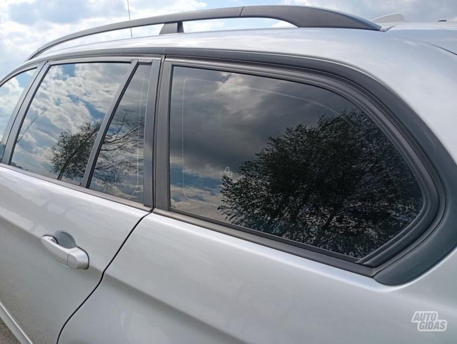 BMW 320 2008 in Vilnius, with an engine capacity of 2.00 L and mileage of 365 thousand km for 3550 €, photo 29 on AUTOMOTO.COM.LV