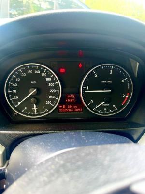 BMW 320 2008 in Panevezys, with an engine capacity of 2.00 L and mileage of 338 thousand km for 2500 €, photo 3 on AUTOMOTO.COM.LV