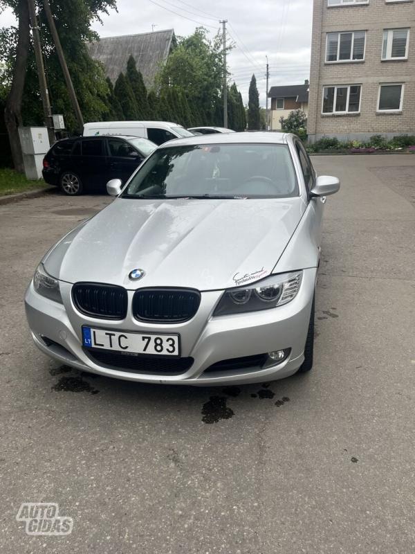 BMW 320 2008 Panevēža, ar dzinēja tilpumu 2.00 L un nobraukumu 338 tūkst. km par 2500 €, foto 5 vietnē AUTOMOTO.COM.LV