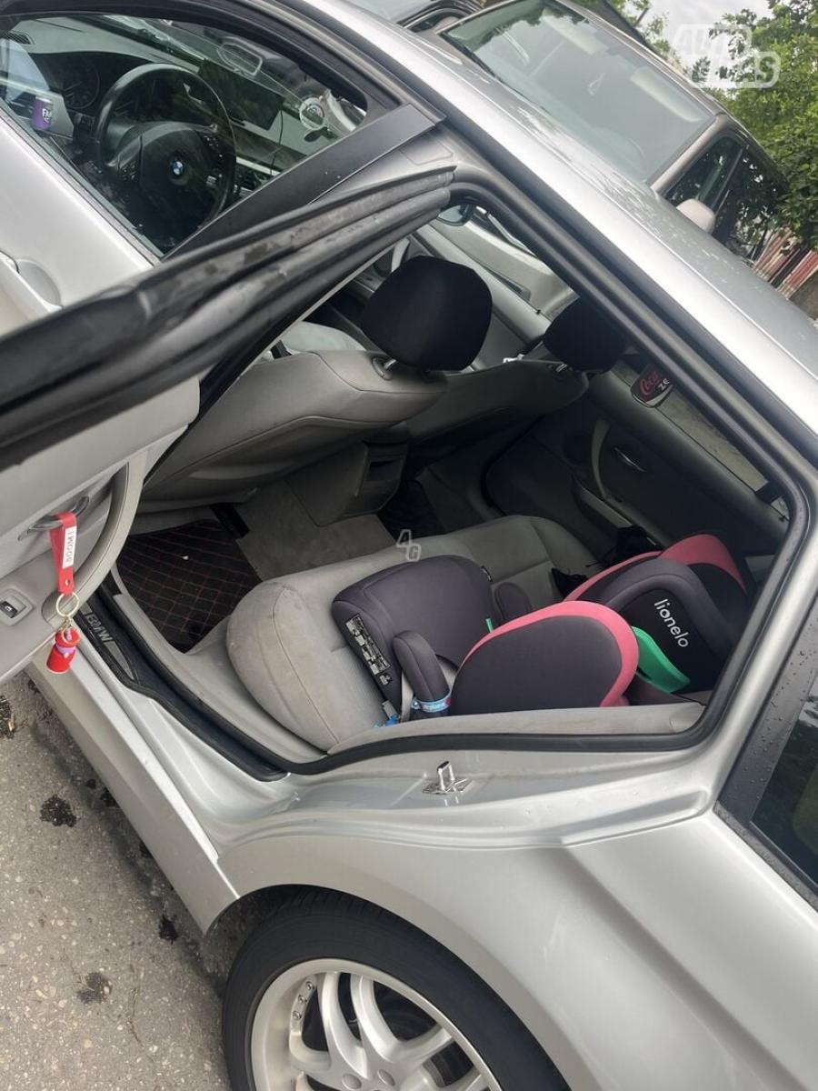 BMW 320 2008 in Panevezys, with an engine capacity of 2.00 L and mileage of 338 thousand km for 2500 €, photo 8 on AUTOMOTO.COM.LV