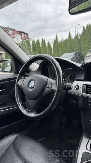 BMW 320 2008 in Cesis, with an engine capacity of 2.00 L and mileage of 311 thousand km for 3950 €, photo 12 on AUTOMOTO.COM.LV