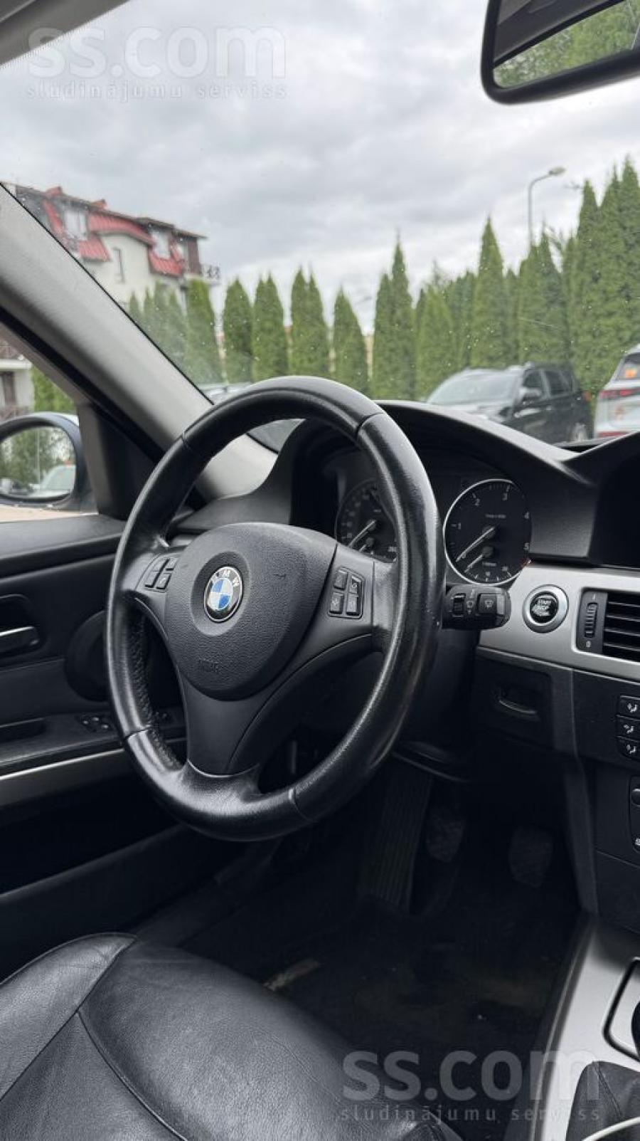 BMW 320 2008 in Cesis, with an engine capacity of 2.00 L and mileage of 311 thousand km for 3950 €, photo 12 on AUTOMOTO.COM.LV