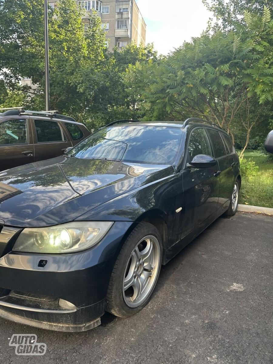 BMW 320 2008 in Vilnius, with an engine capacity of 2.00 L and mileage of 329 thousand km for 1700 €, photo 4 on AUTOMOTO.COM.LV