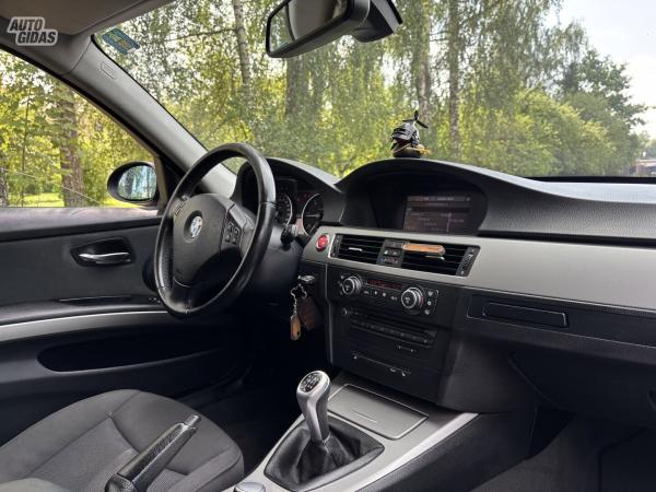 BMW 320 2008 in Kaunas, with an engine capacity of 2.00 L and mileage of 302 thousand km for 2390 €, photo 6 on AUTOMOTO.COM.LV