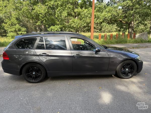 BMW 320 2008 Jurbarkas, ar dzinēja tilpumu 2.00 L un nobraukumu 331 tūkst. km par 2950 €, foto 8 vietnē AUTOMOTO.COM.LV
