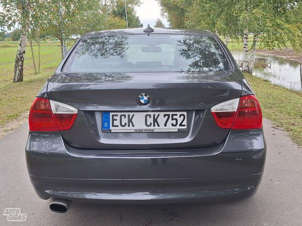 BMW 320 2008 in Mazeikiai, with an engine capacity of 2.00 L and mileage of 250 thousand km for 3650 €, photo 10 on AUTOMOTO.COM.LV