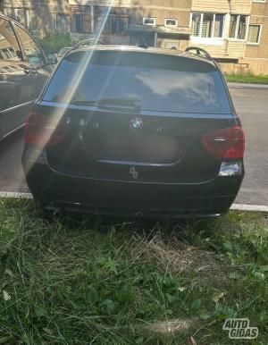 BMW 320 2008 in Vilnius, with an engine capacity of 1.90 L and mileage of 329 thousand km for 1450 €, photo 6 on AUTOMOTO.COM.LV