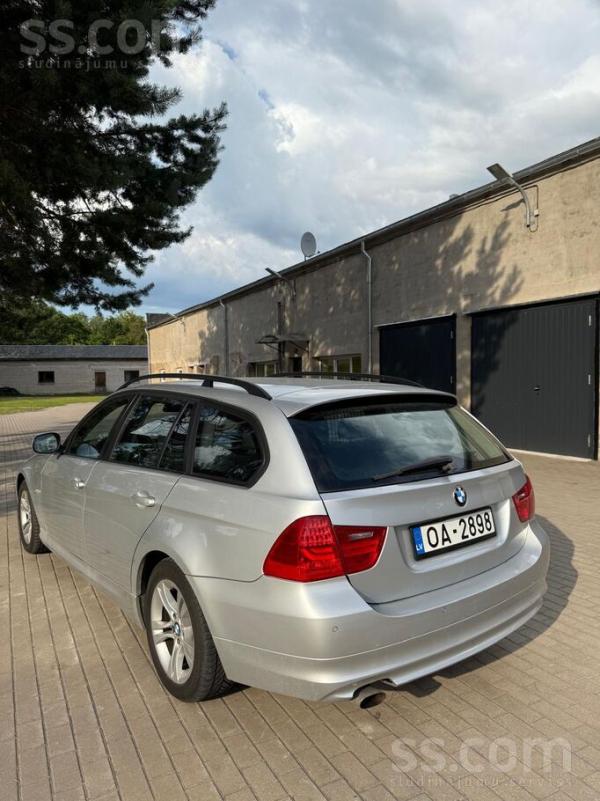 BMW 320 2009 in Jelgava, with an engine capacity of 2.00 L and mileage of 340 thousand km for 3350 €, photo 4 on AUTOMOTO.COM.LV