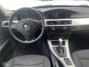 BMW 320 2009 in Vilnius, with an engine capacity of 2.00 L and mileage of 300 thousand km for 4150 €, photo 6 on AUTOMOTO.COM.LV