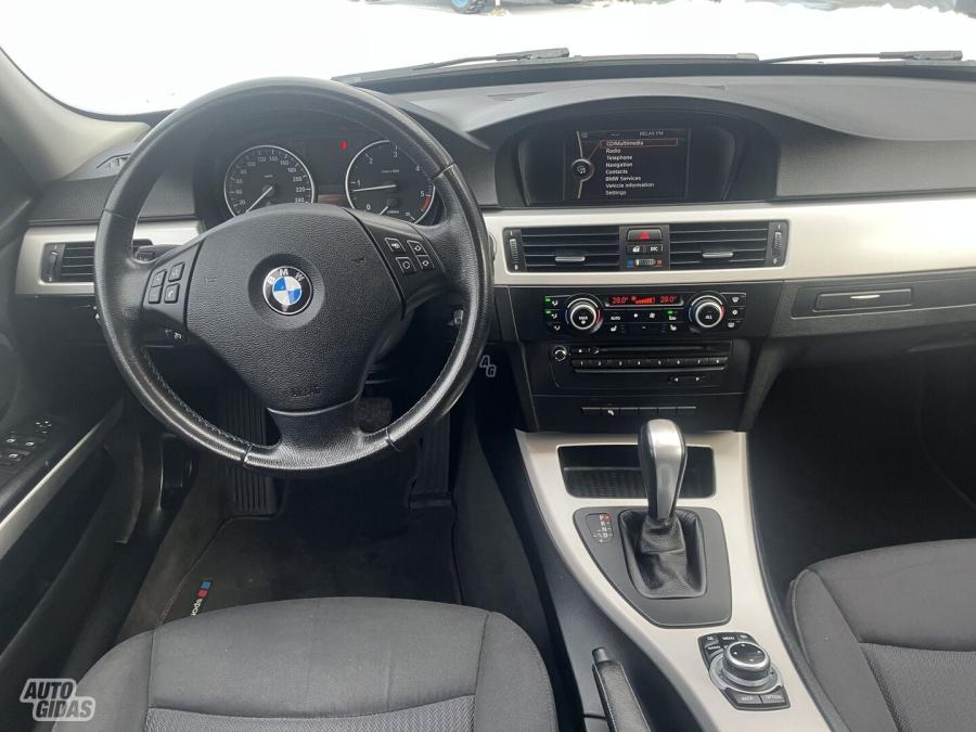 BMW 320 2009 in Vilnius, with an engine capacity of 2.00 L and mileage of 300 thousand km for 4150 €, photo 6 on AUTOMOTO.COM.LV