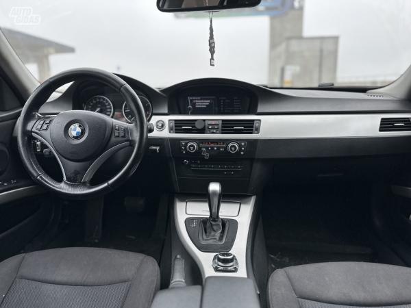 BMW 320 2009 in Vilnius, with an engine capacity of 2.00 L and mileage of 310 thousand km for 3700 €, photo 7 on AUTOMOTO.COM.LV