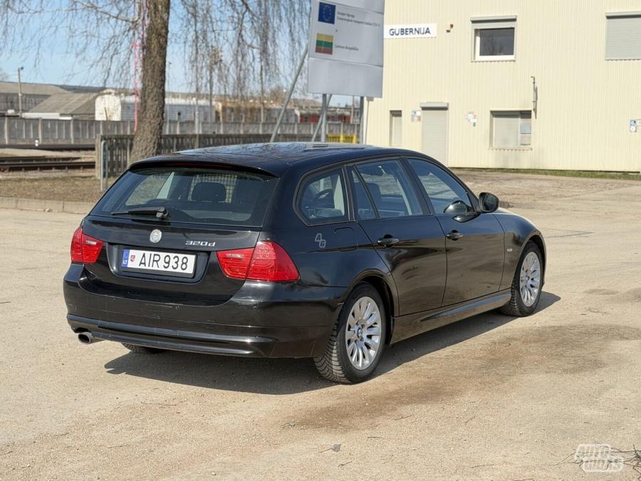 BMW 320 2009 Šauļi, ar dzinēja tilpumu 2.00 L un nobraukumu 243 tūkst. km par 2950 €, foto 6 vietnē AUTOMOTO.COM.LV