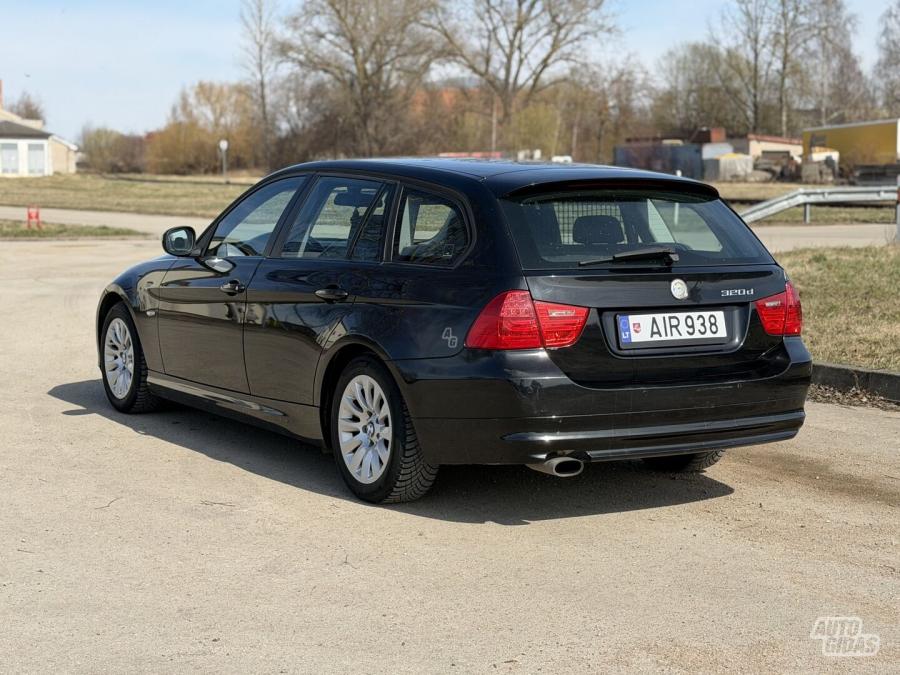BMW 320 2009 Šauļi, ar dzinēja tilpumu 2.00 L un nobraukumu 243 tūkst. km par 2950 €, foto 7 vietnē AUTOMOTO.COM.LV