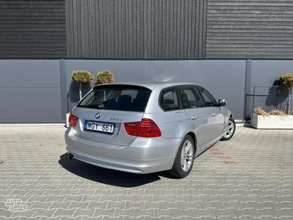 BMW 320 2009 in Siauliai, with an engine capacity of 2.00 L and mileage of 271 thousand km for 3400 €, photo 5 on AUTOMOTO.COM.LV