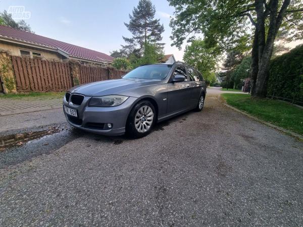 BMW 320 2009 in Vilnius, with an engine capacity of 2.00 L and mileage of 261 thousand km for 4600 €, photo 8 on AUTOMOTO.COM.LV