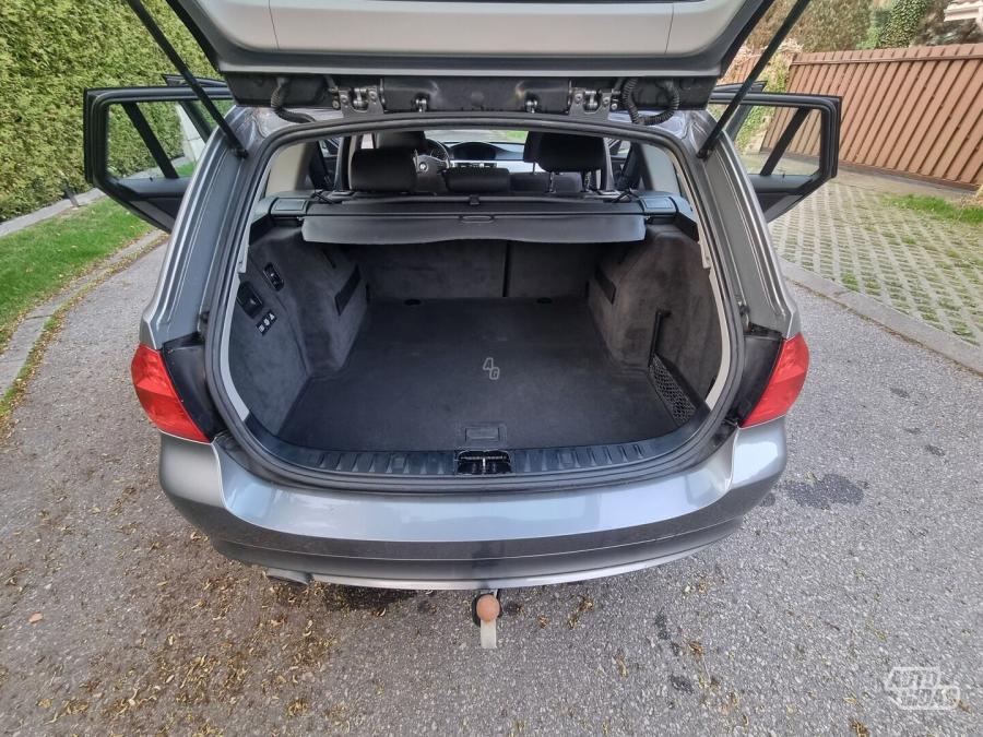 BMW 320 2009 in Vilnius, with an engine capacity of 2.00 L and mileage of 261 thousand km for 4600 €, photo 12 on AUTOMOTO.COM.LV