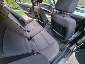 BMW 320 2009 in Vilnius, with an engine capacity of 2.00 L and mileage of 261 thousand km for 4600 €, photo 13 on AUTOMOTO.COM.LV