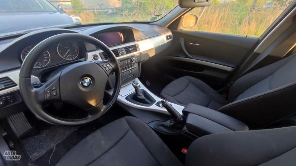 BMW 320 2009 in Kaunas, with an engine capacity of 2.00 L and mileage of 247 thousand km for 2450 €, photo 8 on AUTOMOTO.COM.LV