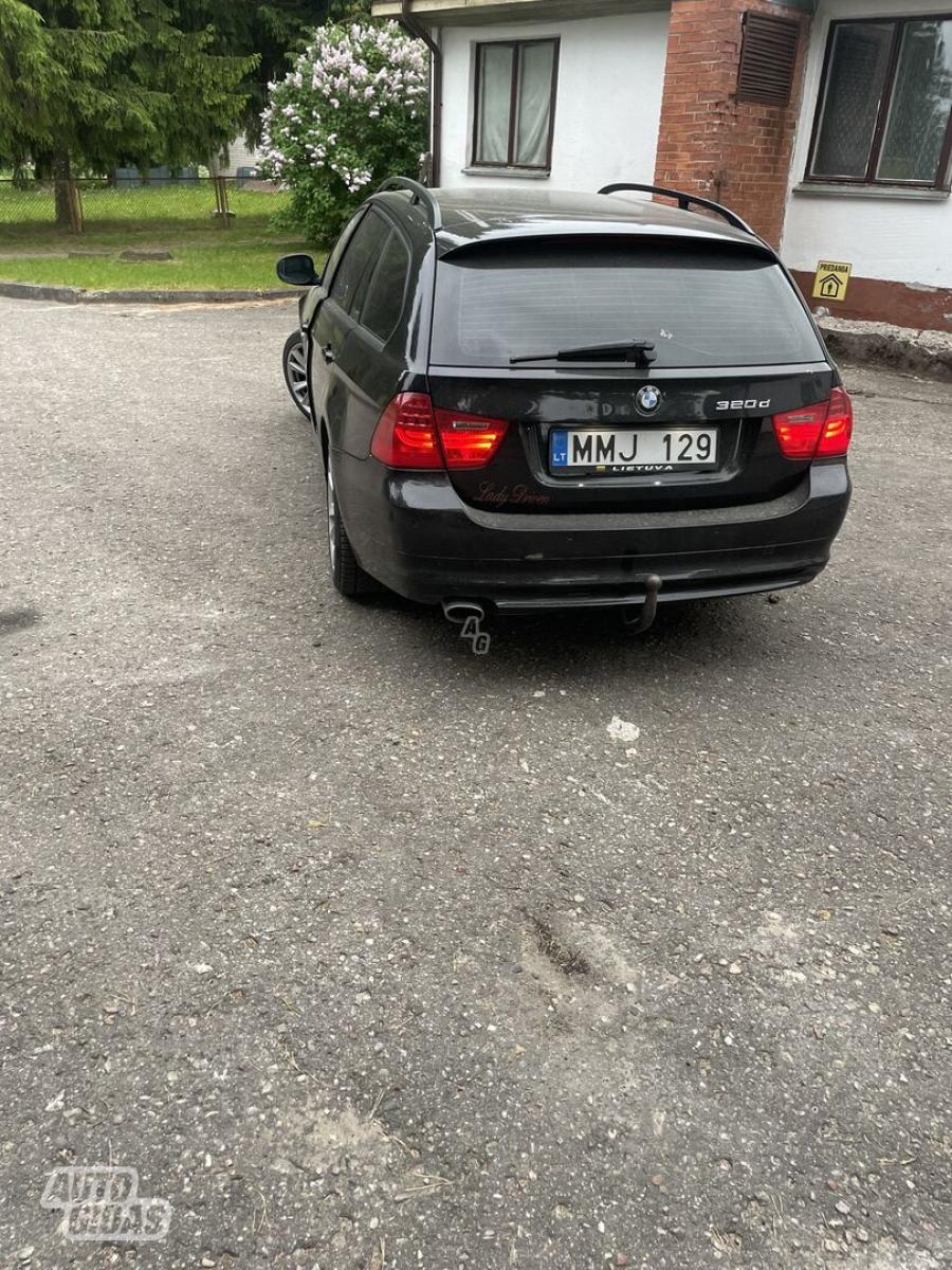 BMW 320 2009 in Kelme, with an engine capacity of 2.00 L and mileage of 240 thousand km for 4900 €, photo 4 on AUTOMOTO.COM.LV