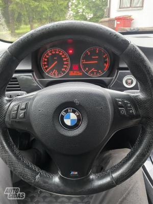 BMW 320 2009 in Kelme, with an engine capacity of 2.00 L and mileage of 240 thousand km for 4900 €, photo 8 on AUTOMOTO.COM.LV