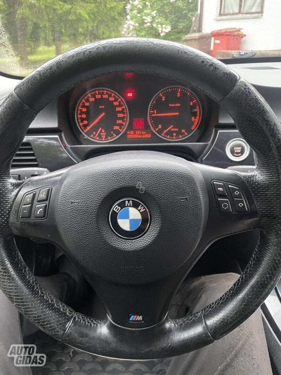 BMW 320 2009 in Kelme, with an engine capacity of 2.00 L and mileage of 240 thousand km for 4900 €, photo 8 on AUTOMOTO.COM.LV