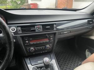 BMW 320 2009 in Kelme, with an engine capacity of 2.00 L and mileage of 240 thousand km for 4900 €, photo 9 on AUTOMOTO.COM.LV