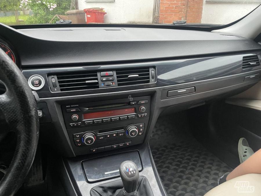 BMW 320 2009 in Kelme, with an engine capacity of 2.00 L and mileage of 240 thousand km for 4900 €, photo 9 on AUTOMOTO.COM.LV