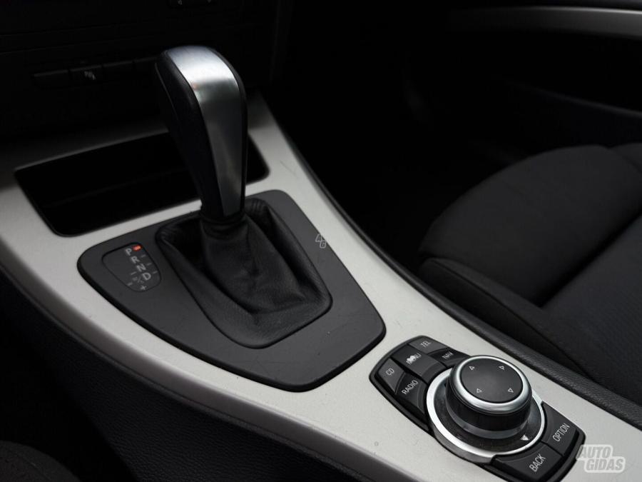 BMW 320 2009 in Kelme, with an engine capacity of 2.00 L and mileage of 400 thousand km for 3850 €, photo 10 on AUTOMOTO.COM.LV