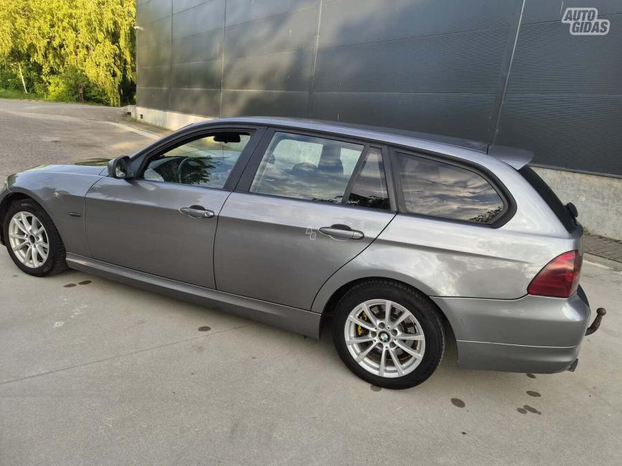BMW 320 2009 in Klaipeda, with an engine capacity of 2.00 L and mileage of 324 thousand km for 2850 €, photo 11 on AUTOMOTO.COM.LV