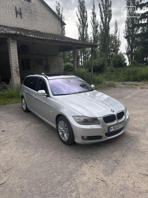 BMW 320 2009 in Vilnius, with an engine capacity of 2.00 L and mileage of 318 thousand km for 4500 €, photo 7 on AUTOMOTO.COM.LV