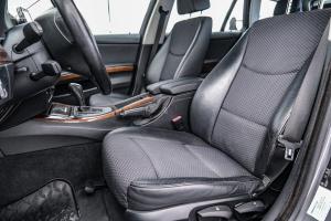 BMW 320 2009 in Kaunas, with an engine capacity of 2.00 L and mileage of 258 thousand km for 4990 €, photo 7 on AUTOMOTO.COM.LV
