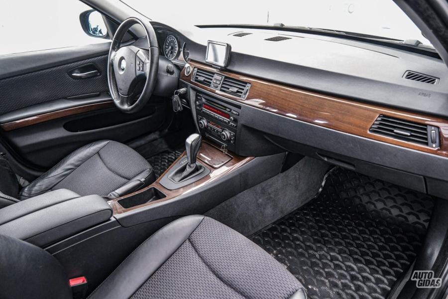 BMW 320 2009 in Kaunas, with an engine capacity of 2.00 L and mileage of 258 thousand km for 4990 €, photo 13 on AUTOMOTO.COM.LV