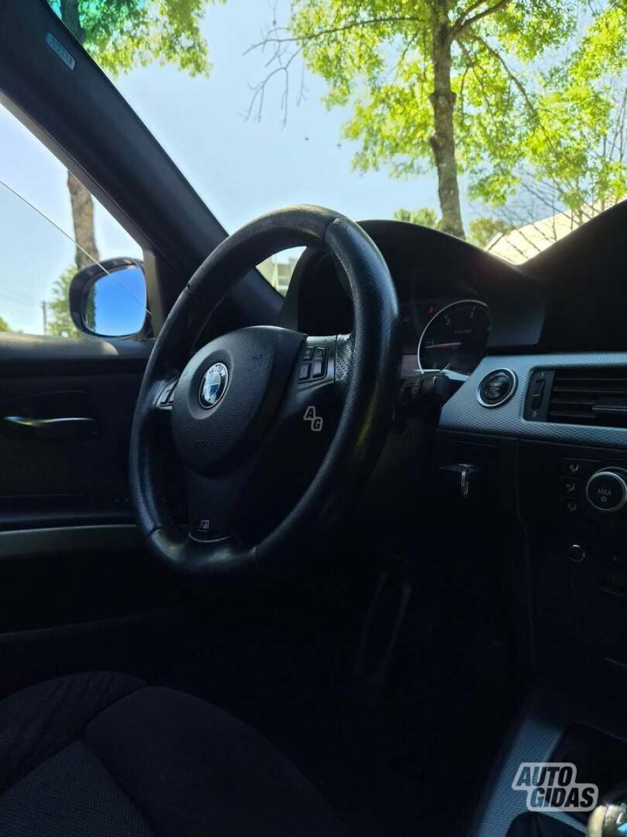 BMW 320 2009 Klaipėda, ar dzinēja tilpumu 2.00 L un nobraukumu 302 tūkst. km par 3850 €, foto 22 vietnē AUTOMOTO.COM.LV