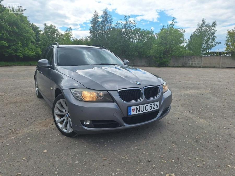 BMW 320 2009 Panevēža, ar dzinēja tilpumu 2.00 L un nobraukumu 425 tūkst. km par 3850 €, foto 4 vietnē AUTOMOTO.COM.LV