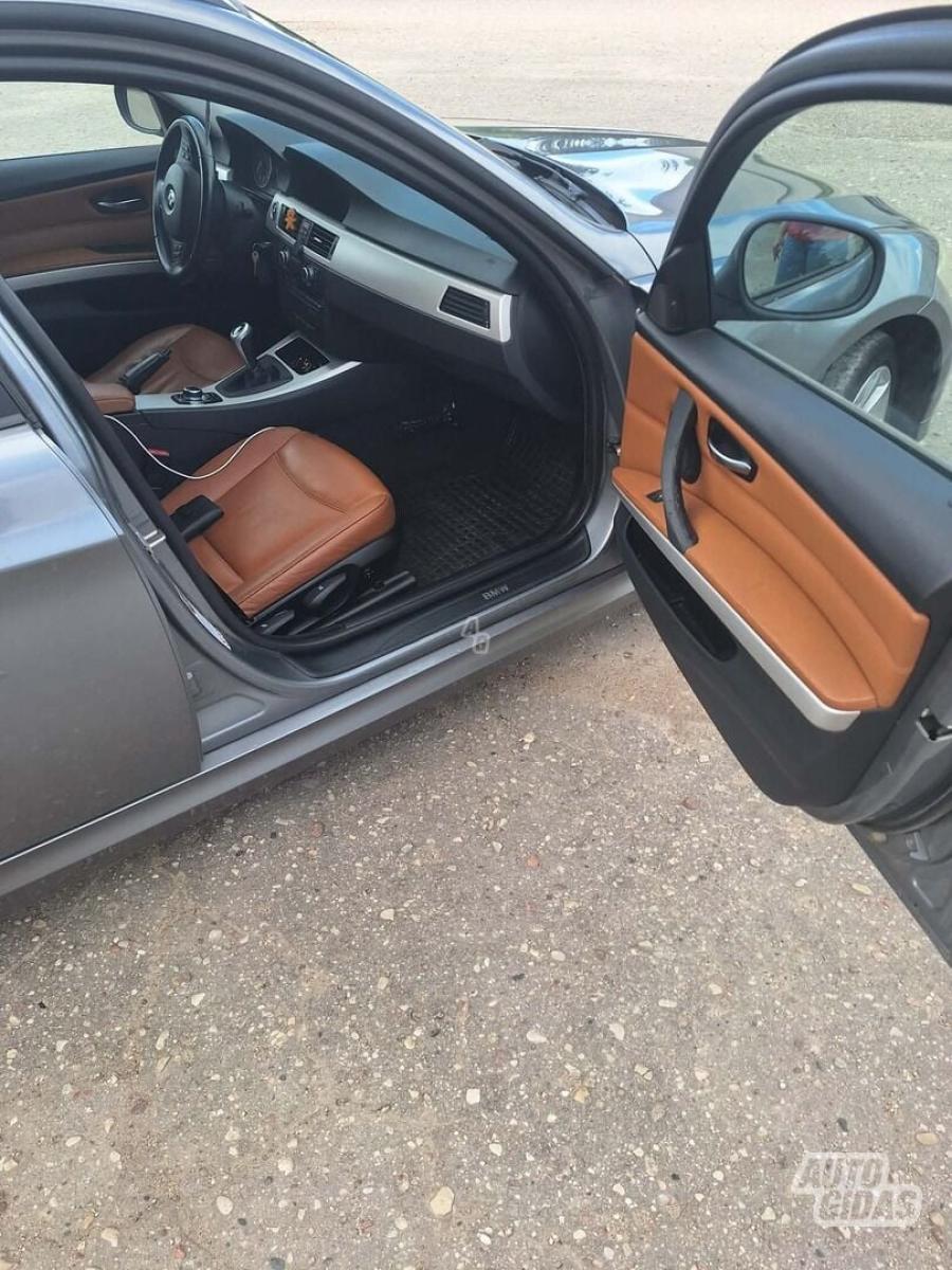 BMW 320 2009 Panevēža, ar dzinēja tilpumu 2.00 L un nobraukumu 425 tūkst. km par 3850 €, foto 7 vietnē AUTOMOTO.COM.LV