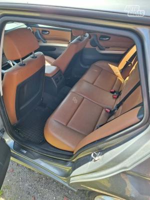 BMW 320 2009 Panevēža, ar dzinēja tilpumu 2.00 L un nobraukumu 425 tūkst. km par 3850 €, foto 10 vietnē AUTOMOTO.COM.LV
